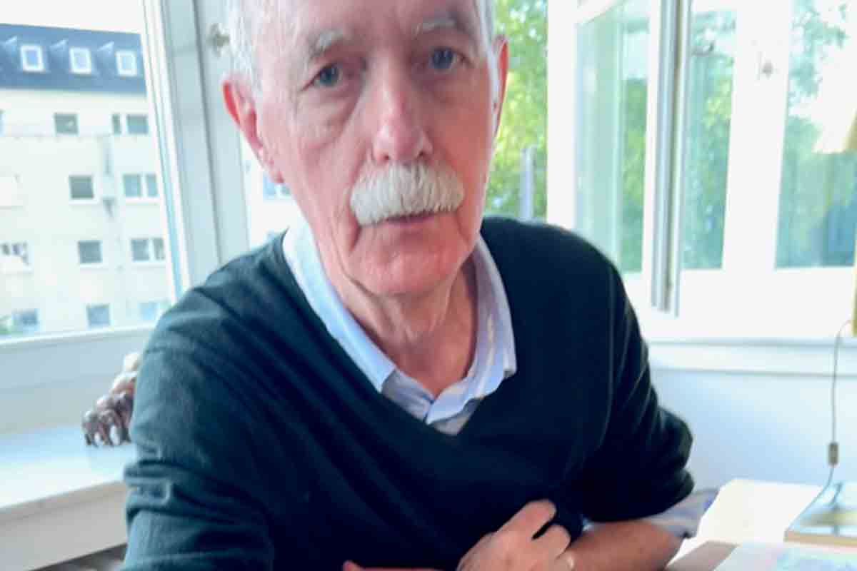 Lesung in der Wilhelm Salber Bibliothek mit Wolfram Domke